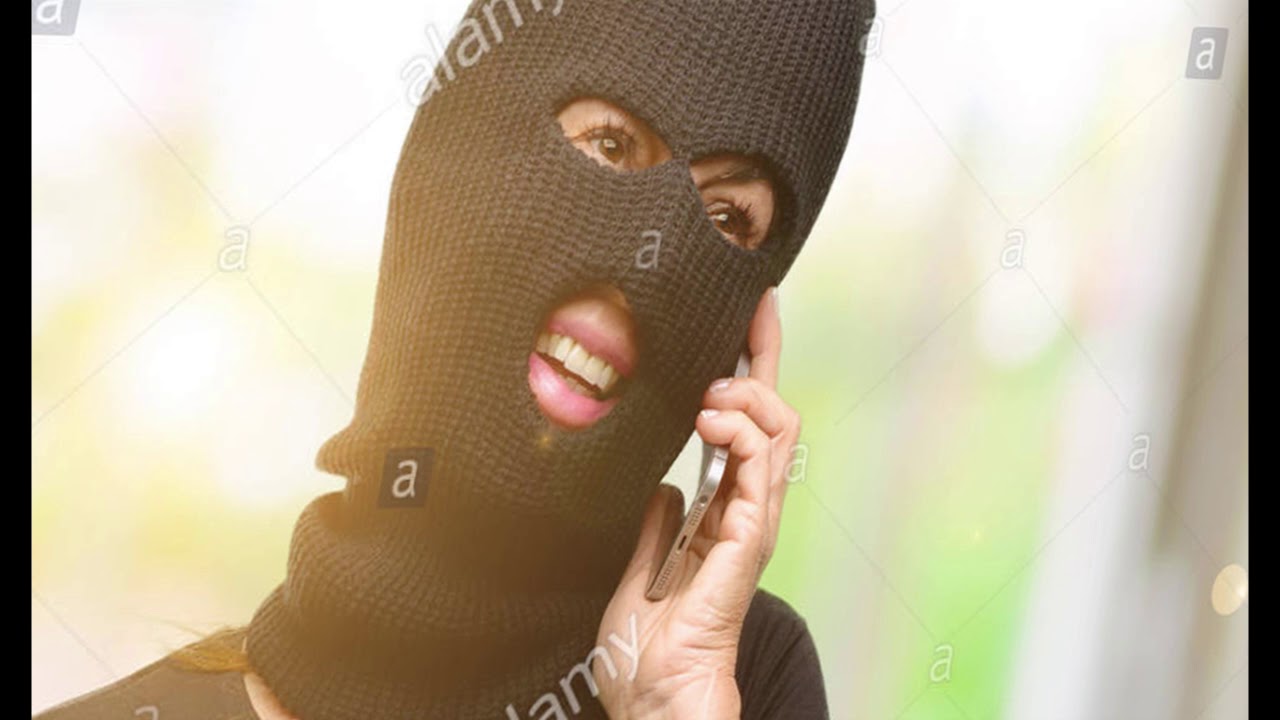 "I Am The Scammer" - Chat With A Friendly Phone Scammer - YouTube