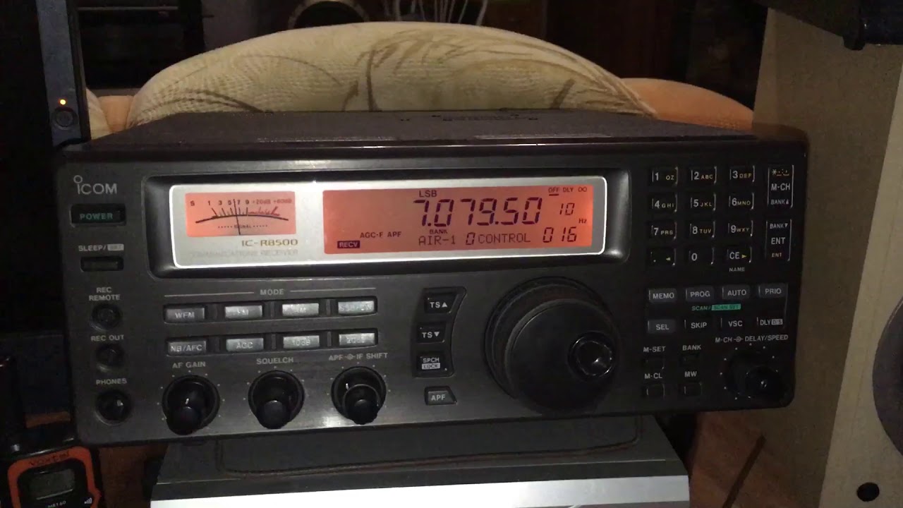 Icom ic-8500 и диапазон 7мгц 40 метров QSO 6000км - YouTube
