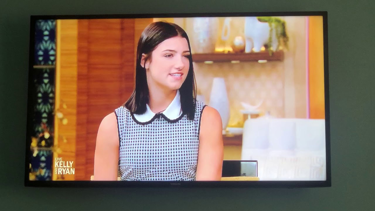 Charli D’Amelio on the Kelly and Ryan show the day before the pandemic ...