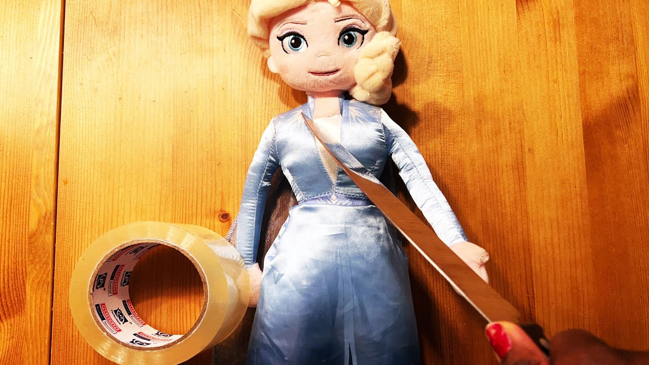 (SCARY) CUTTING OPEN HAUNTED ELSA DOLL AT 3AM!! *WHAT'S INSIDE ELSA ...
