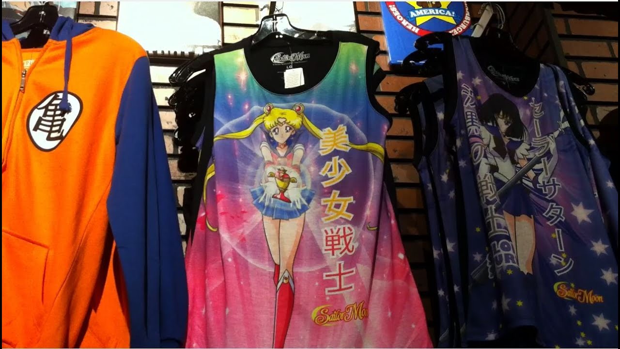 Hot Topic video 25 part 1 Totoro, Sailor Moon, etc. - YouTube