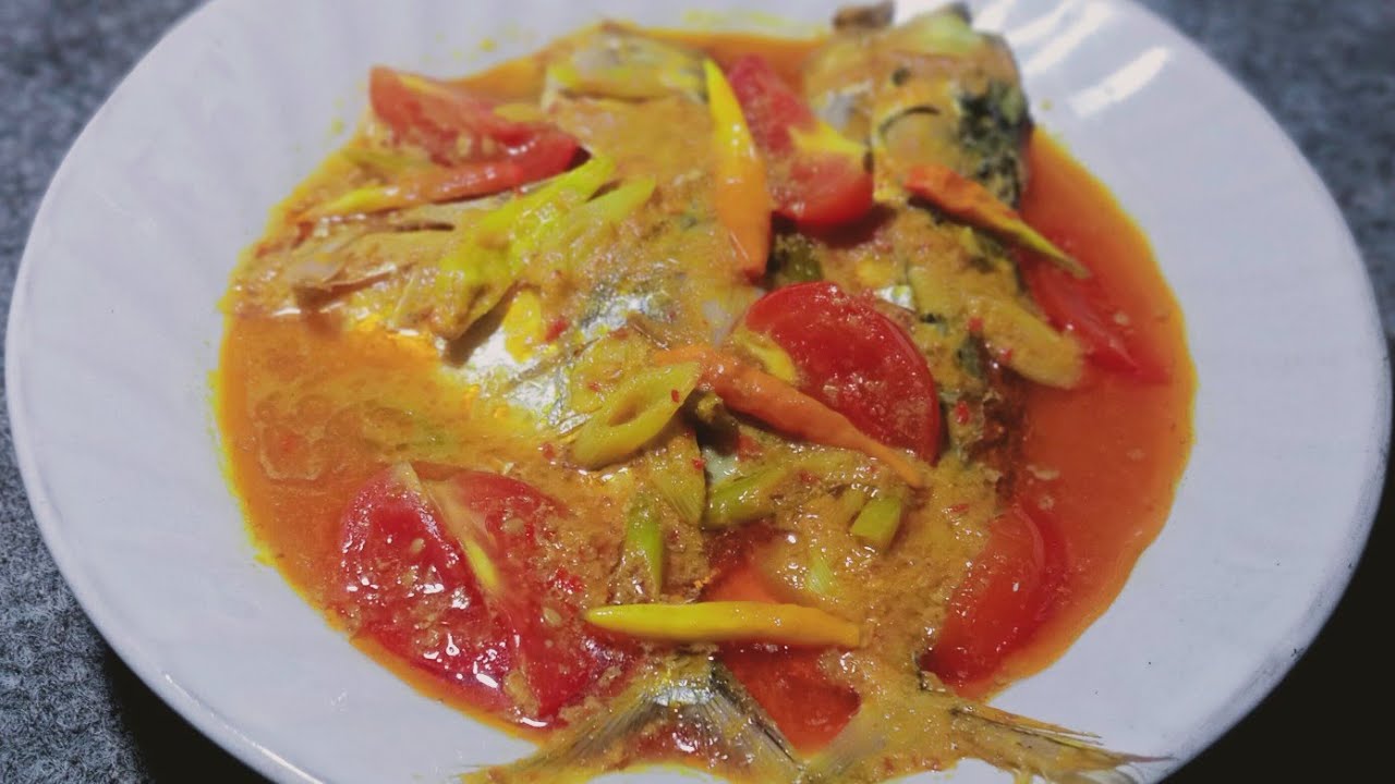 ikan semar (anyi anyi) bumbu rujak tanpa santan - YouTube