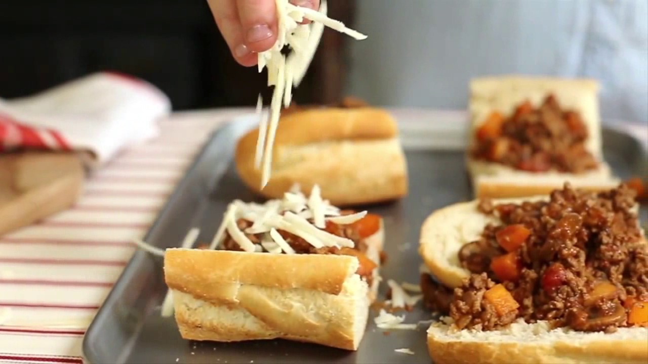 Sumptuous Baguetti Bolognaise - YouTube