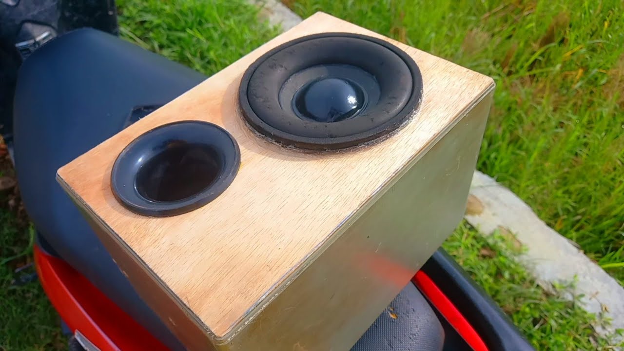 DIY| Turbo bass bluetooth subwoofer active 60watts bass boosted - YouTube