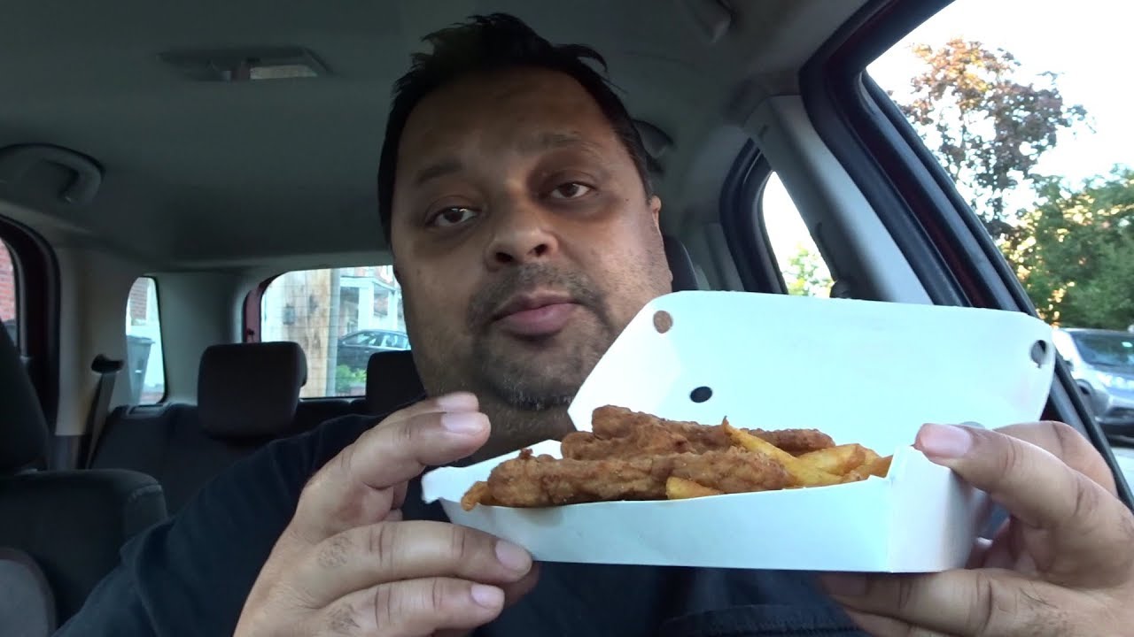 Eating Checkers Chicken Dippers and Fries box | Eating Show - YouTube