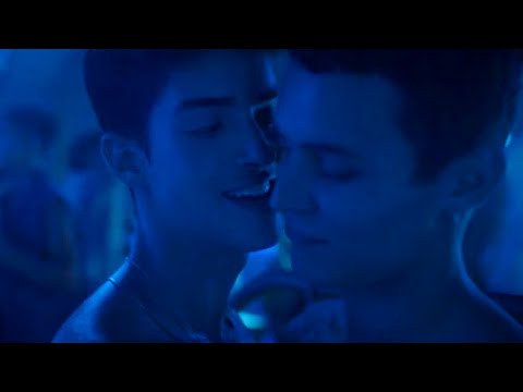 Patrick and Ander HOT SCENES | DANGEROUS | Elite Season 4