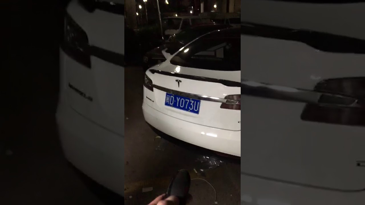 Soft close Tesla Model S power liftgate kit - YouTube