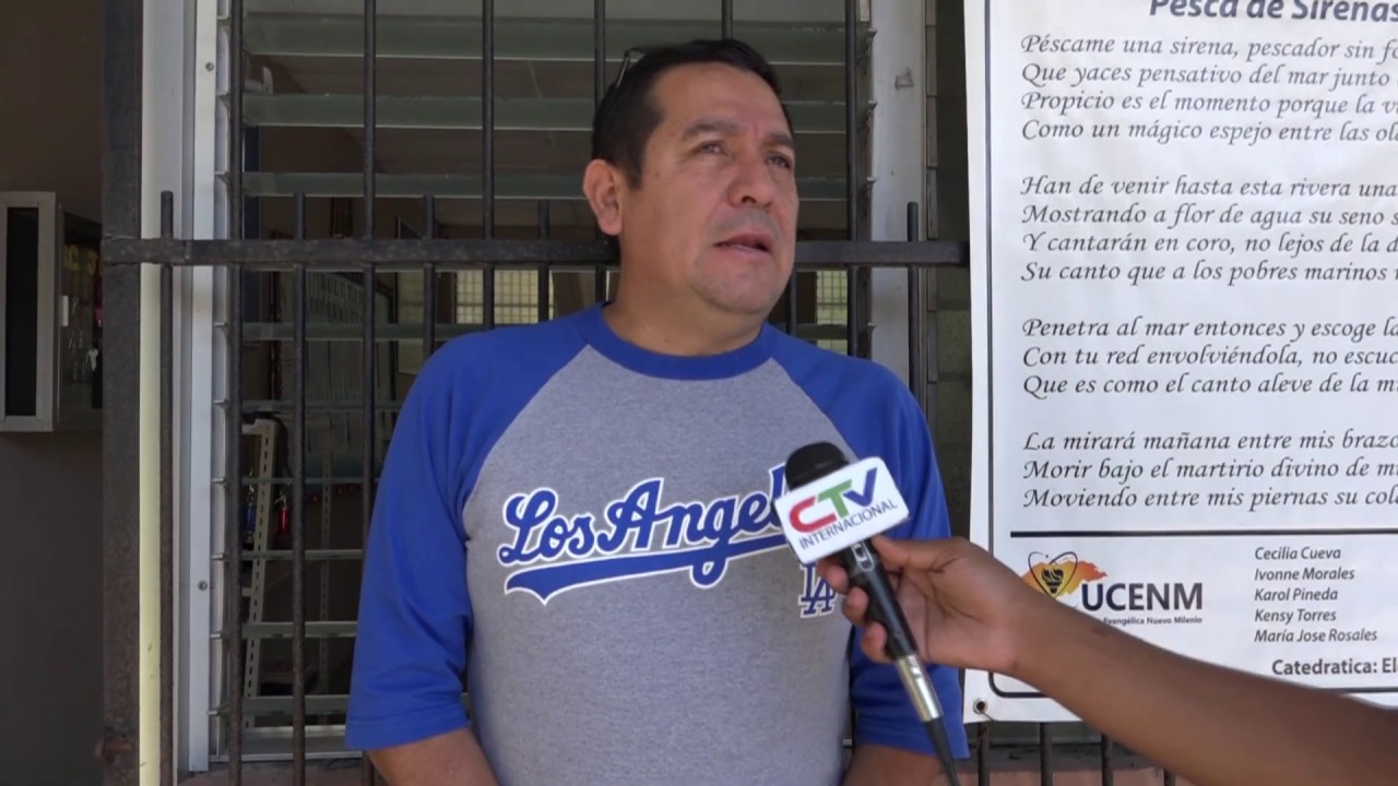 LIC RAUL GUERRA DIR. DE LA ESCUELA JUAN RAMON CUEVA INFORMA EL INICIO ...