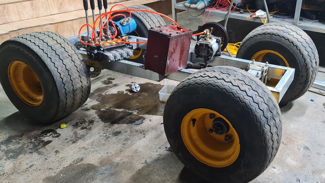 DIY MINI EXCAVATOR HYDRAULIC - YouTube