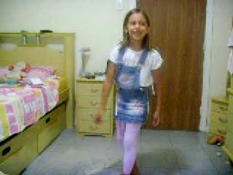 A Dançarina Mirim do Créu