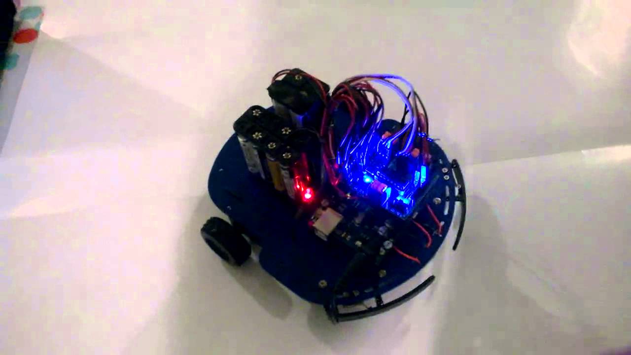 Robot mobile et capteurs collision - YouTube