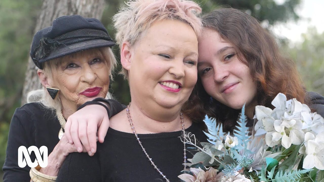 Goth death: this Australian mum is embracing her 1990s subculture at ...