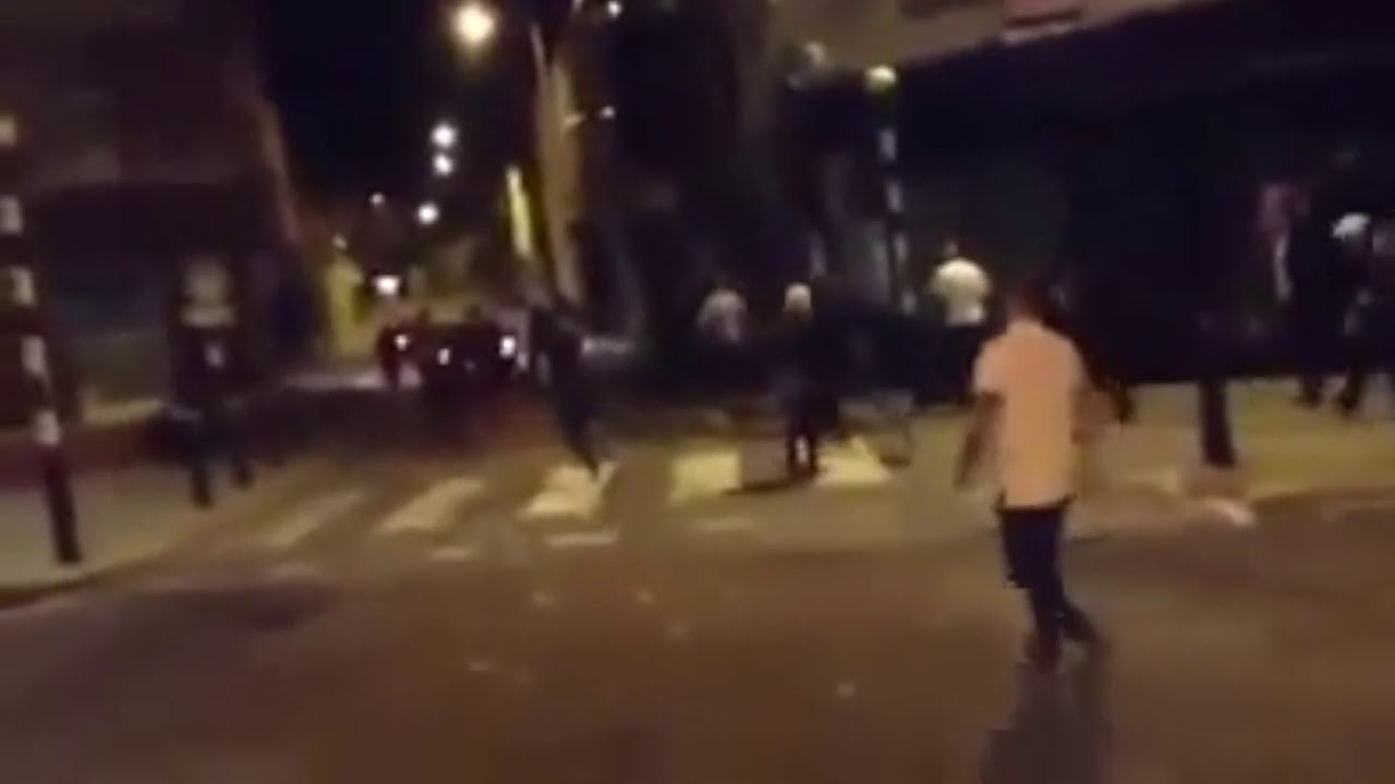 Rough Chavs Fight On Street! - YouTube