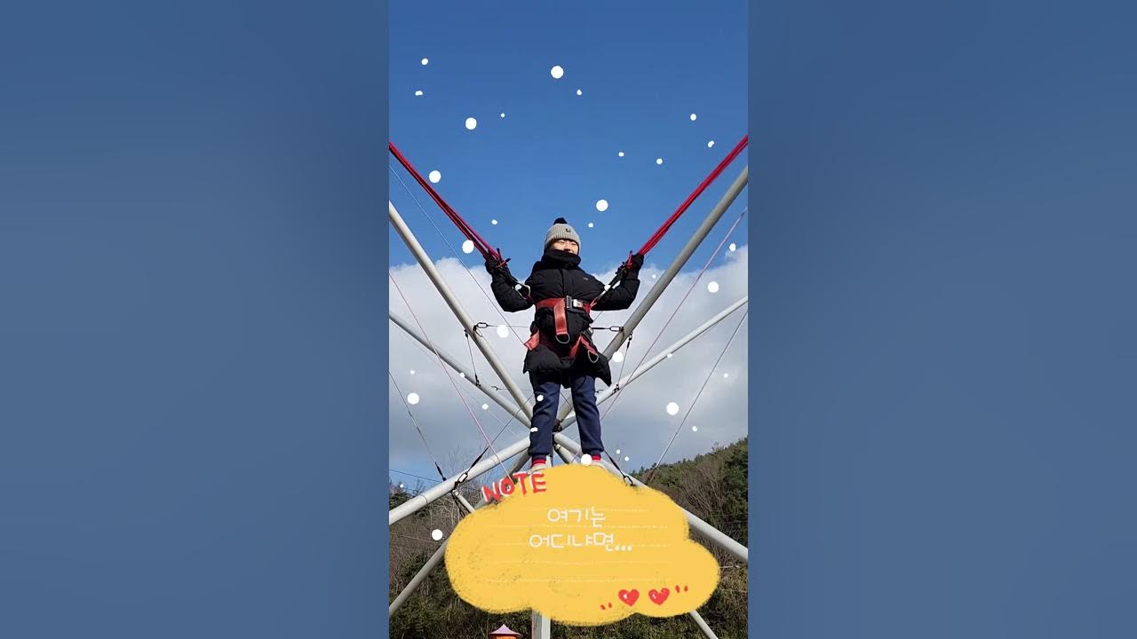 Let's go sledding! 눈썰매 타고 왔어요! - YouTube