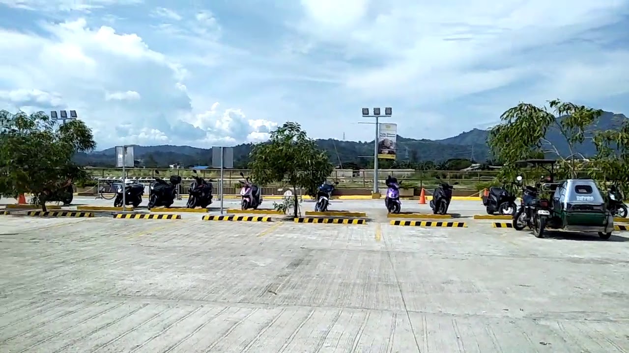 Waltermart parking lot (Subic Zambales) - YouTube