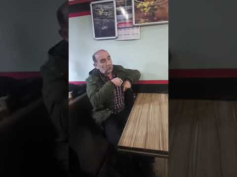 topcunun isiin benli mustafa ile para bölüşüyor.