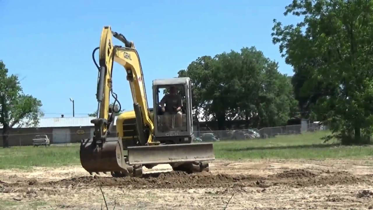 2009 Gehl 803 Excavator - YouTube