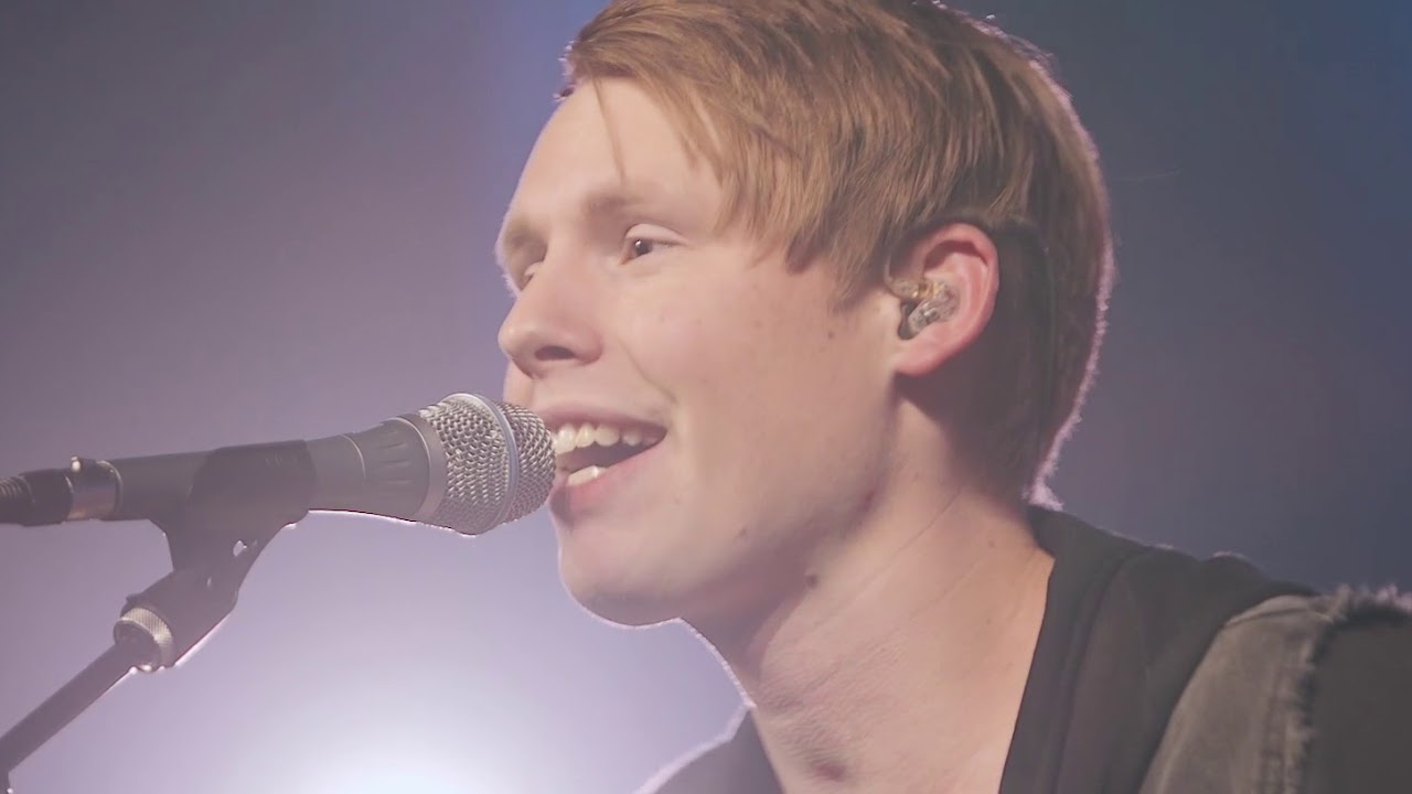 Corey Voss - Lift Oh Gates (Official Live Video) - YouTube