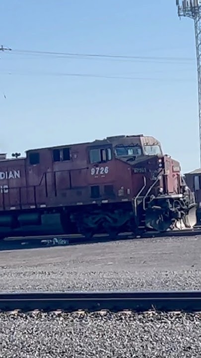 CPKC 9726 & BNSF 7095 - YouTube