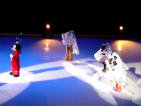 Disney on Ice 2009-Halloween-Micky - YouTube