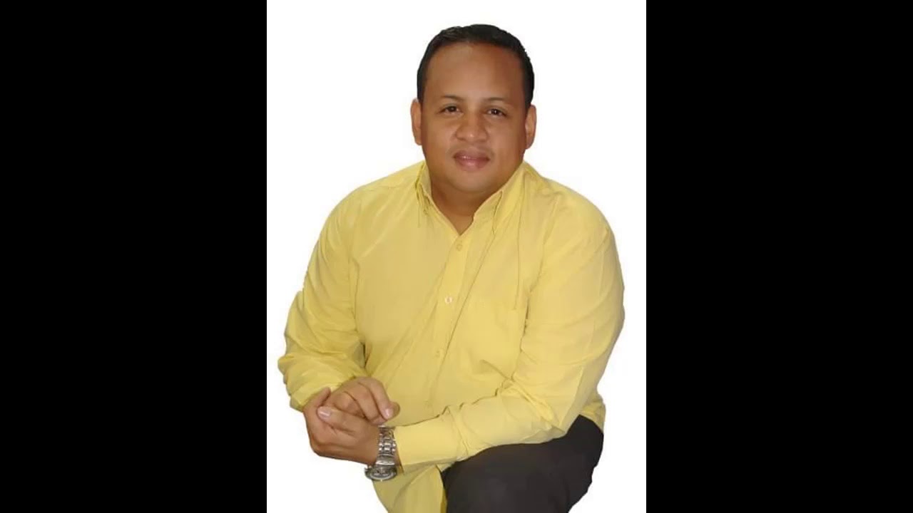 IBSEN RODRIGUEZ CANTA CANTO AL HEROE 1 version - YouTube