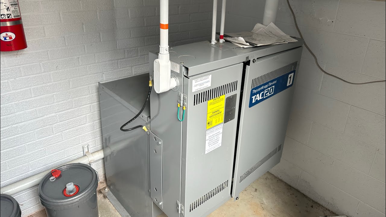 MHS Round Building ThyssenKrupp Hydraulic Elevator Machine Room Revisit ...