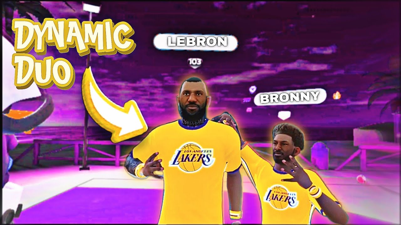 LEBRON JAMES AND BRONNY PLAY VR BASKETBALL IN GYM CLASS VR !! - YouTube