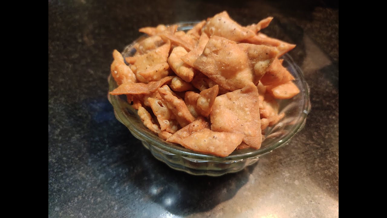 Nimki | Crispy Namkeen Recipe | Tea Time Snacks - YouTube