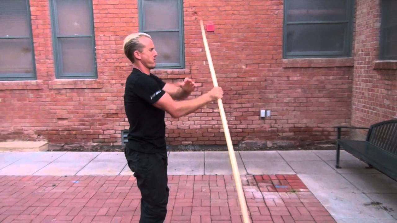 20 Second Bo Staff Lesson - YouTube