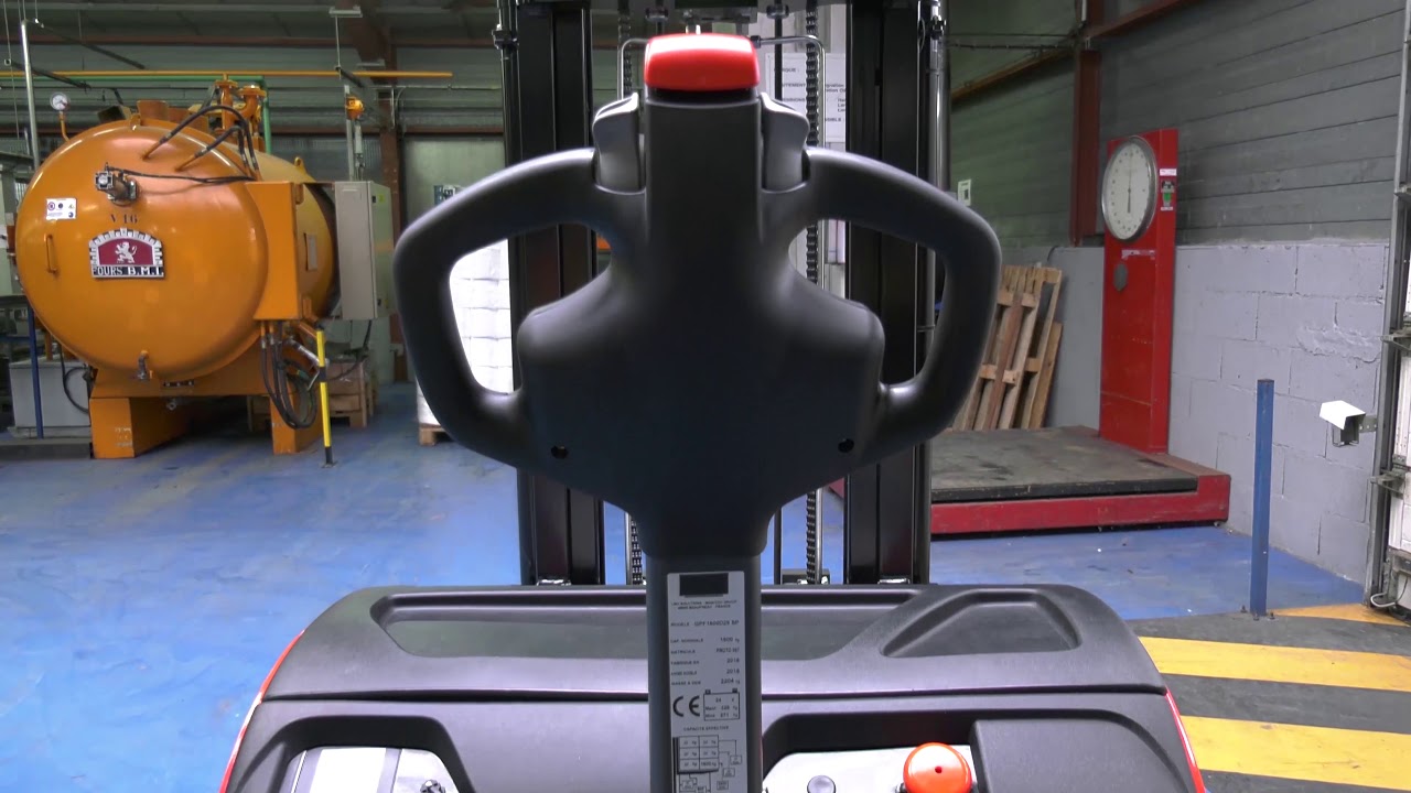 Gerbeur Porte à Faux LOC : GPF - YouTube