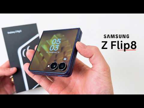 Experience the Samsung Galaxy Flip 8: A Hands-On Review