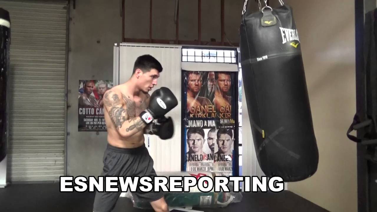 DUSTY HARRISON IN CAMP WITH CANELO WORKING HEAVY BAG - EsNews Boxing ...