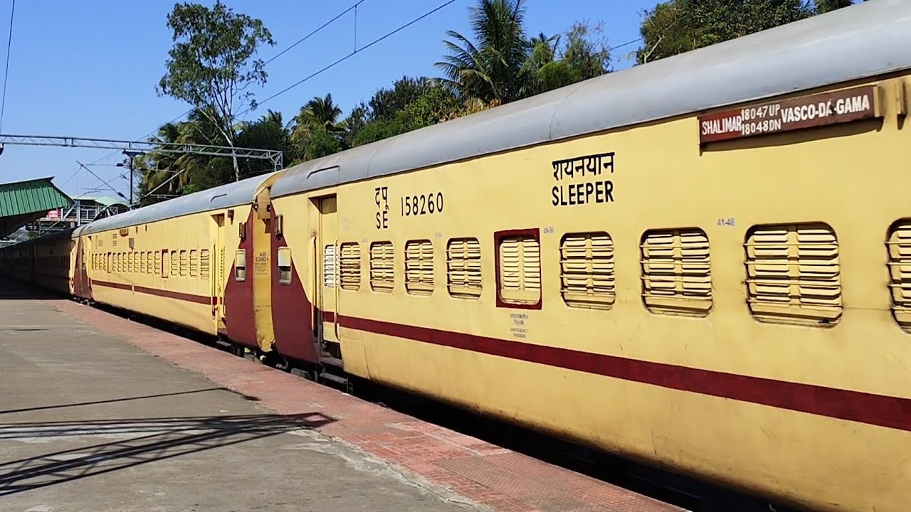 Amaravati Express empty rakes with EMD twins skipping Dharwad railway ...