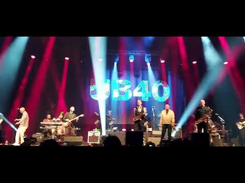 Tyler van UB40. 45 jaar UB40. 30 keer in Ahoy. 2023. - YouTube