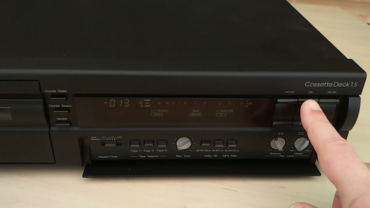 Nakamichi CD 1.5 in operation - YouTube