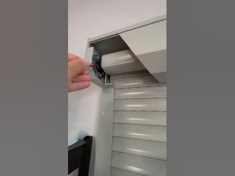 Setting the bottom limit switch of the KNALL external roller shutter - YouTube