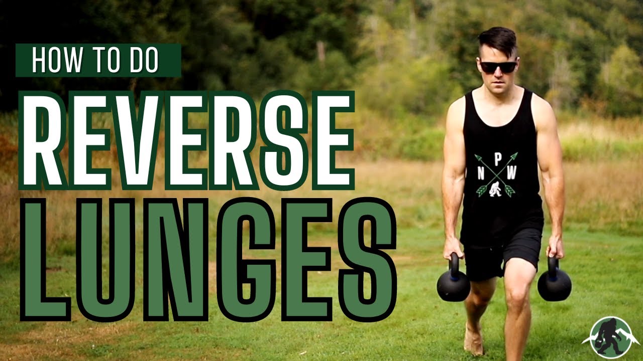 How to Do KETTLEBELL REVERSE LUNGES - YouTube