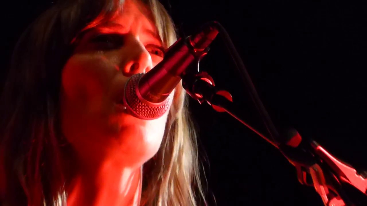 Feist - Century Part 1 - O2 Shepherds Bush Empire - 28.07.17 - YouTube