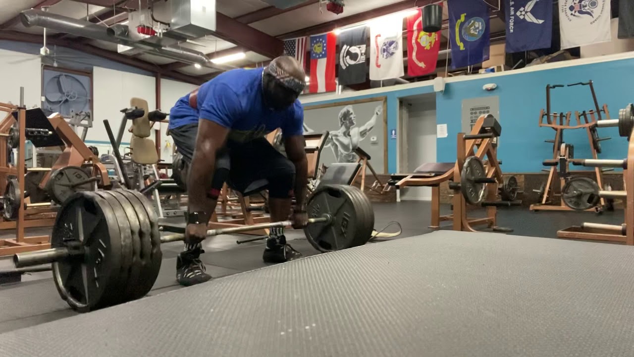500 lbs power rows. - YouTube