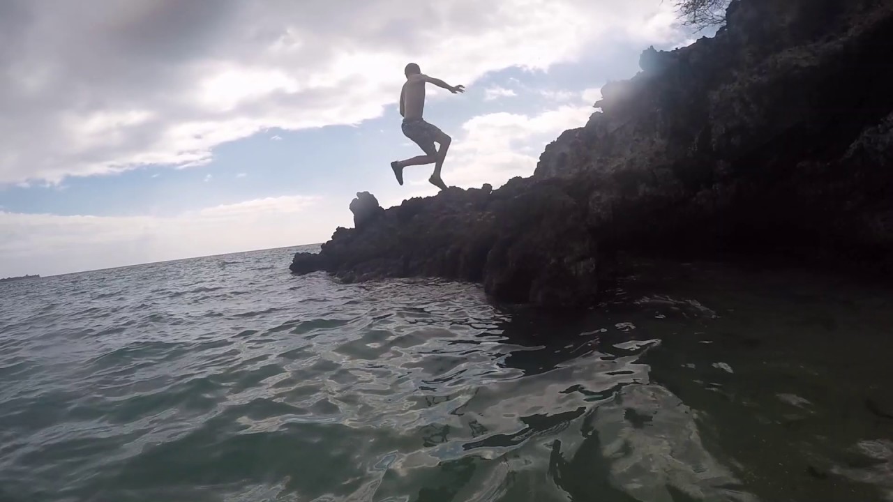 Beach 69 rock jump Trace - YouTube