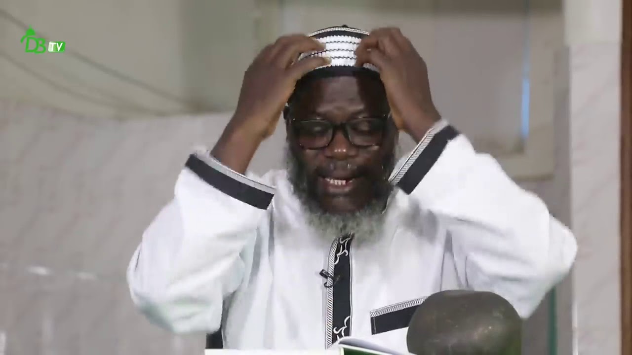 Comment faire la grande ablution majeure "Sangou sétt" - YouTube