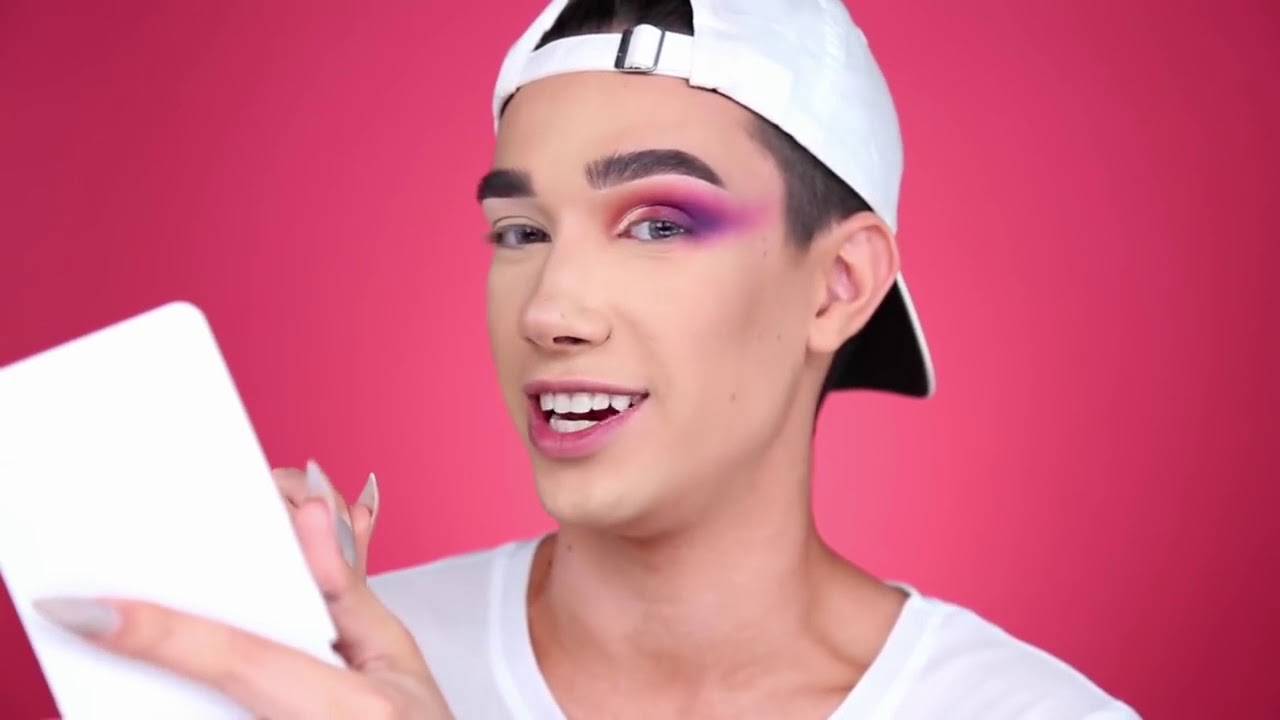 Beauty Gurus in the YouTube Community - YouTube