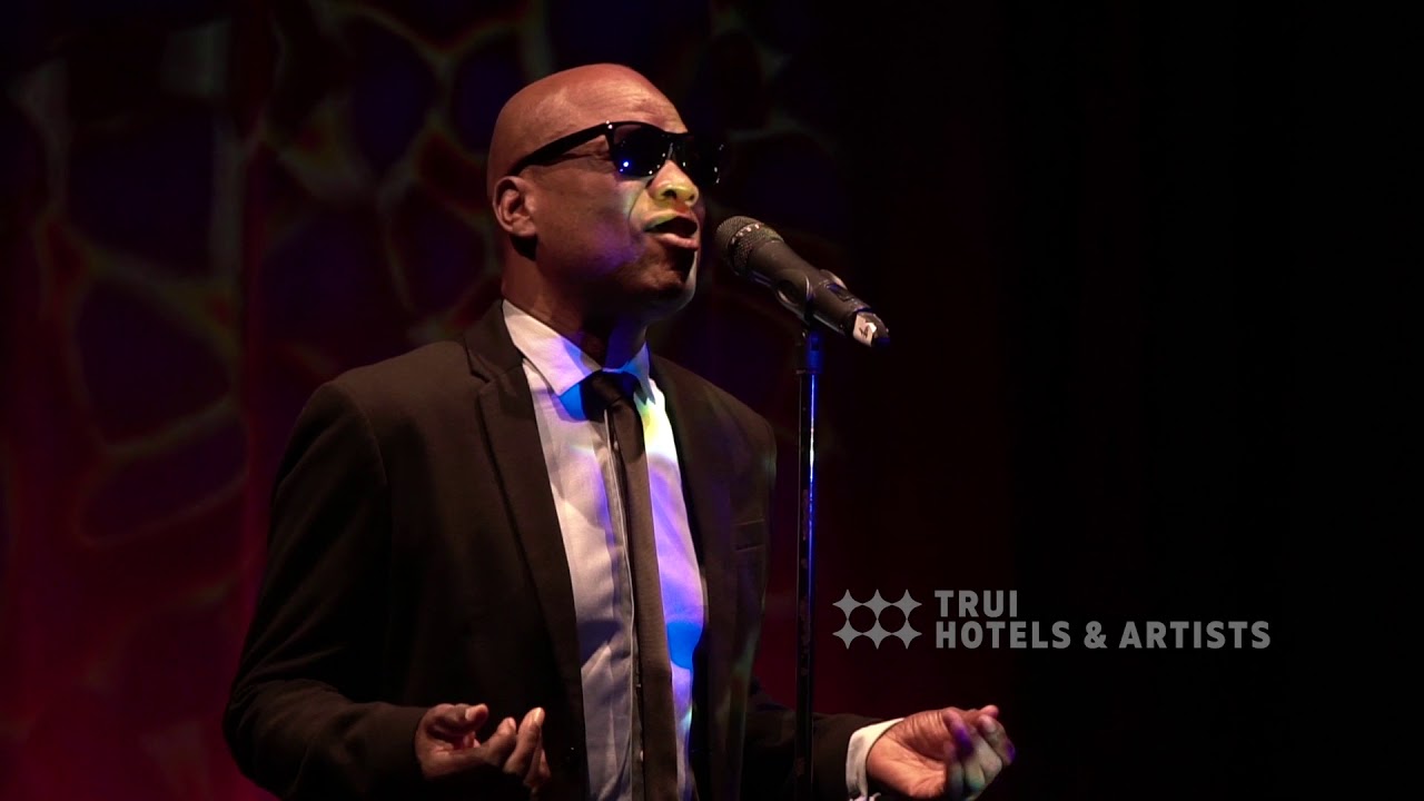 BOB ALEXANDER Motown & Soul Tribute - YouTube