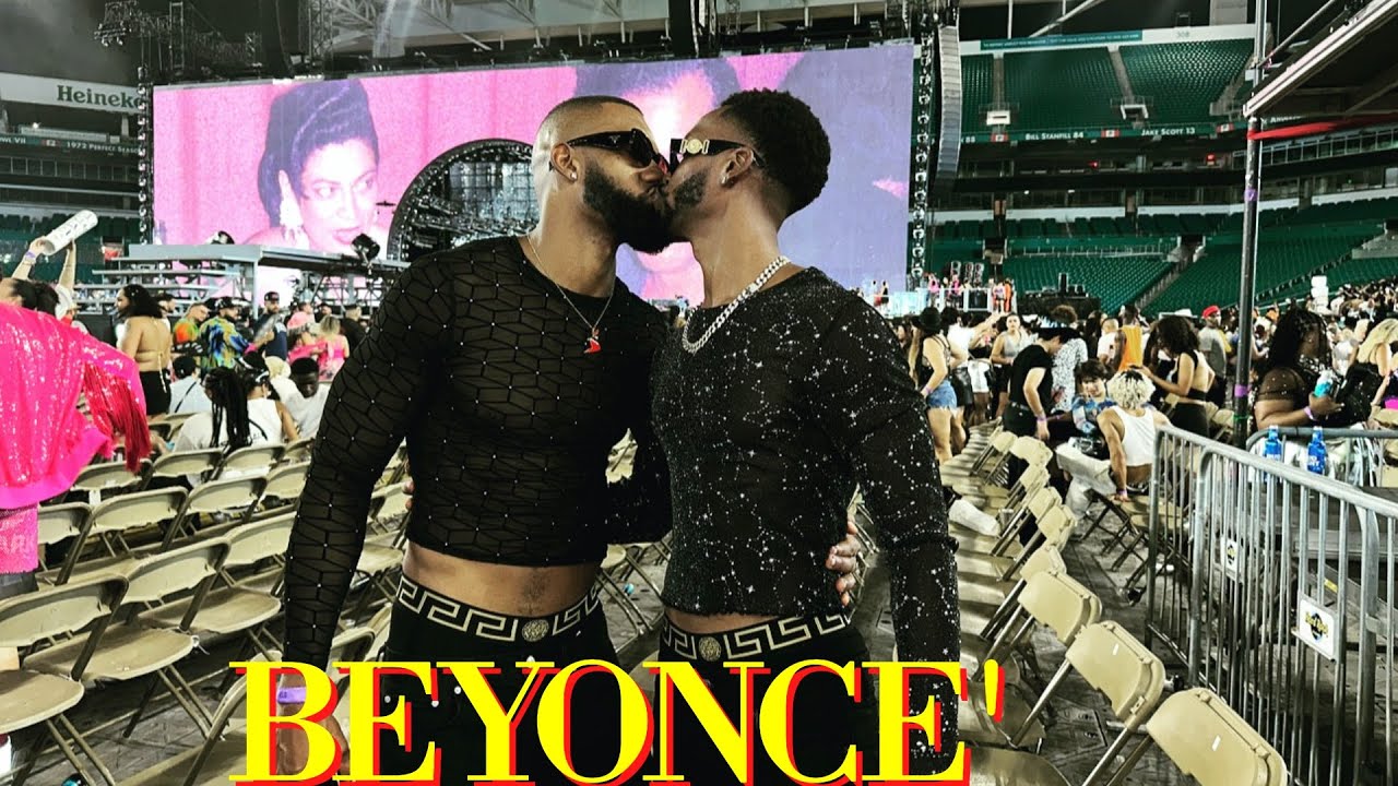 FLOOR VIP SEATS AT BEYONCE RENAISSNCE MIAMI WORLD TOUR Vlog!!! - YouTube