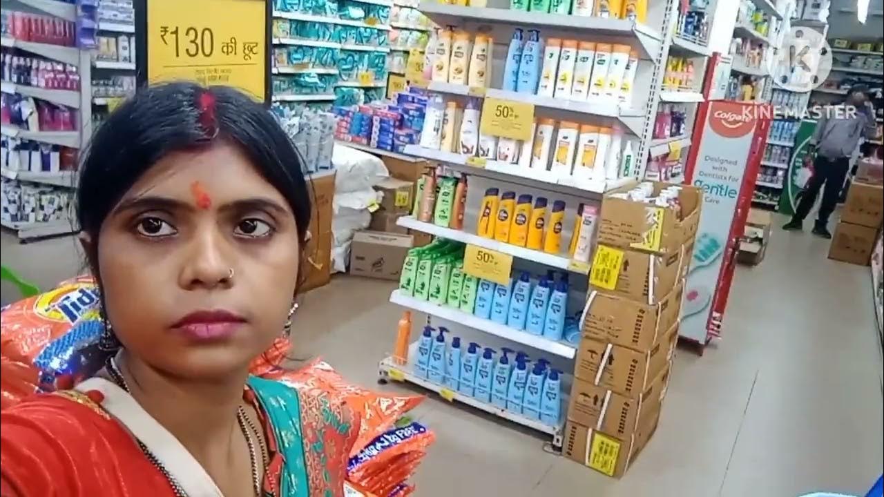 white short YouTube short shopping vlogs - YouTube