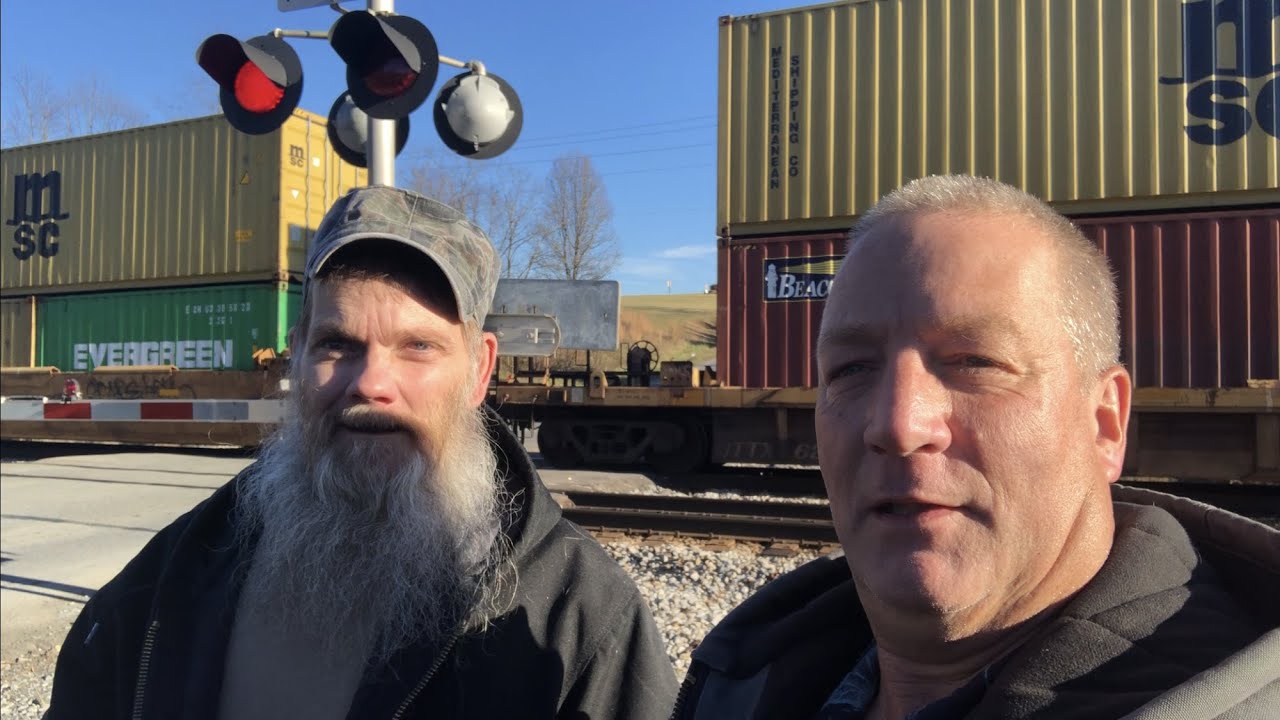 Look What Happened When Filming Santa Train With Hobo Shoestring In ...