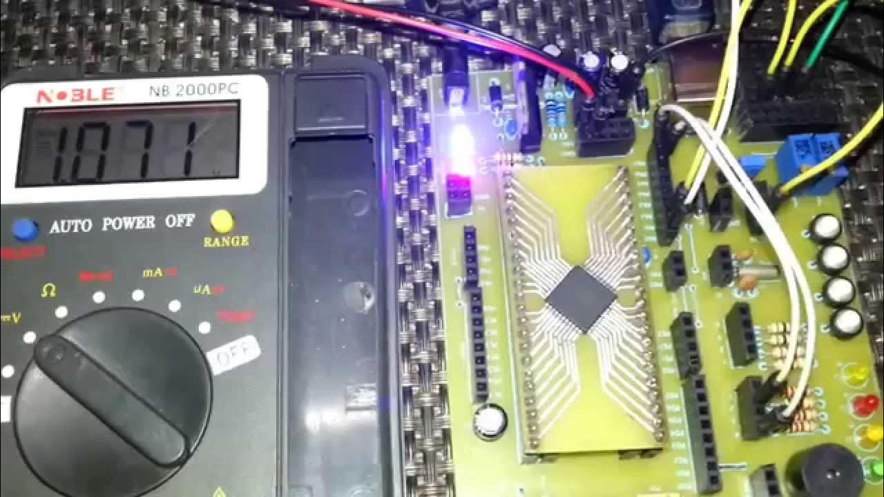 XMega Dual Independent Analog Comparator Example - YouTube