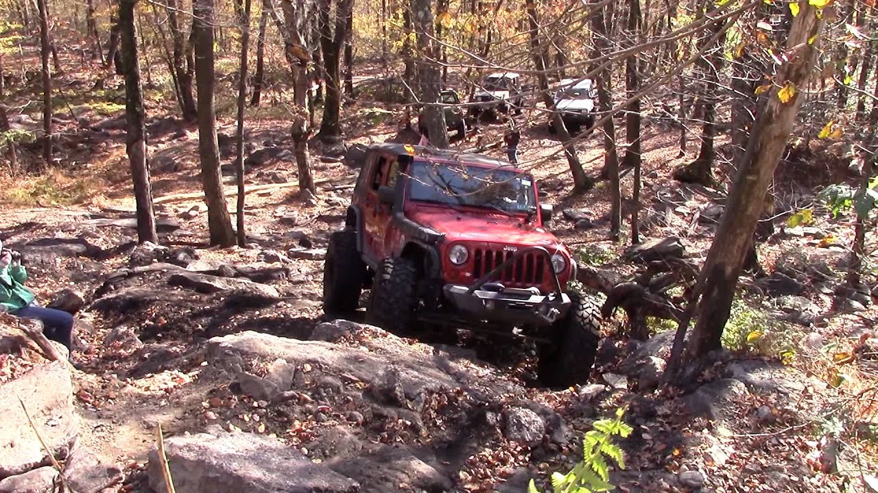 Insane Jeep Wrangler JK Climbing Rocks Like They Are Pebbles - YouTube