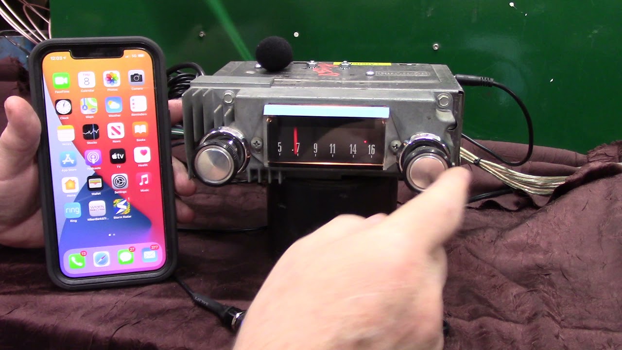 1967 Ford F100 original AM radio - YouTube