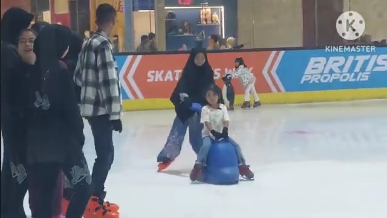 Ice Skating BSD #bsd #iceskating - YouTube